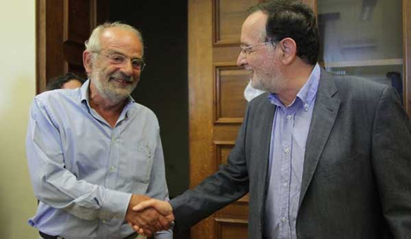 Υπέρ της περιφοράς επιταφίου ο Αλέκος Αλαβάνος - «Βαθιά παράδοση του ...