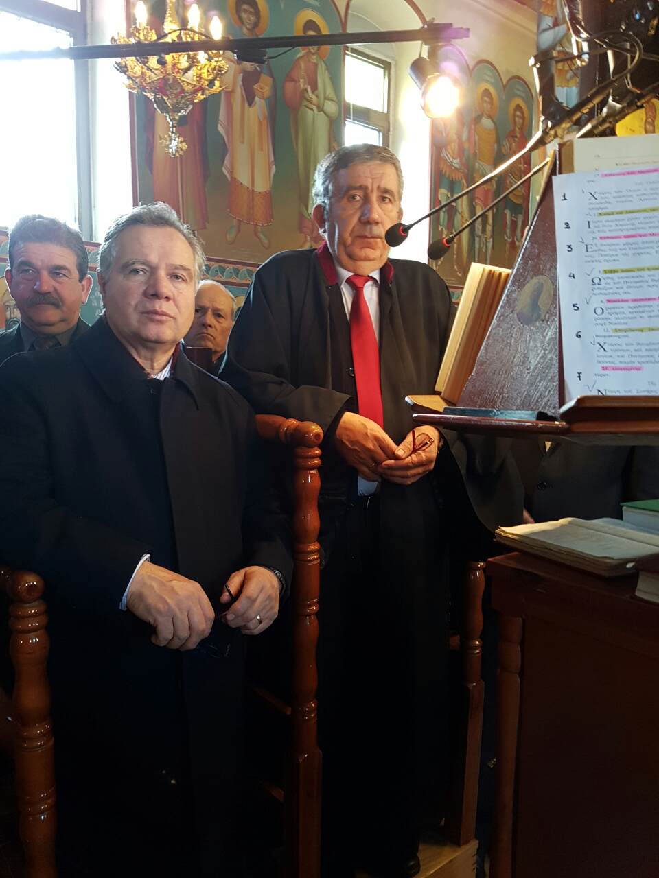 Εόρτασαν τον Άγιο Αντώνιο στη χιονισμένη Όσσα (ΦΩΤΟ) - larissanet.gr