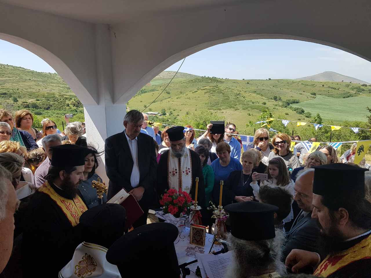Αγιασμός στον ανακαινισμένο Ι.Ν. Αγίου Αθανασίου (ΦΩΤΟ) - larissanet.gr