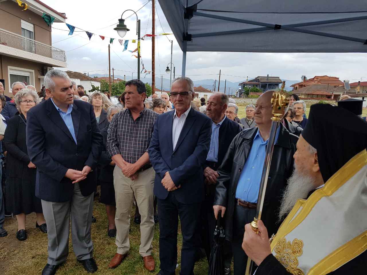 Θεμελιώθηκε η Εκκλησία του Αγίου Λουκά στον Αμπελώνα (ΦΩΤΟ) - larissanet.gr