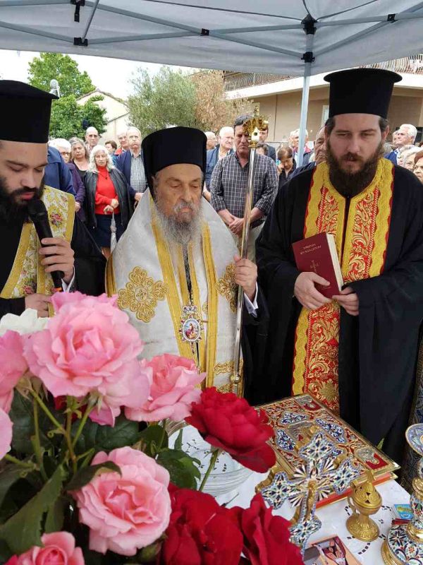 Θεμελιώθηκε η Εκκλησία του Αγίου Λουκά στον Αμπελώνα (ΦΩΤΟ) - larissanet.gr
