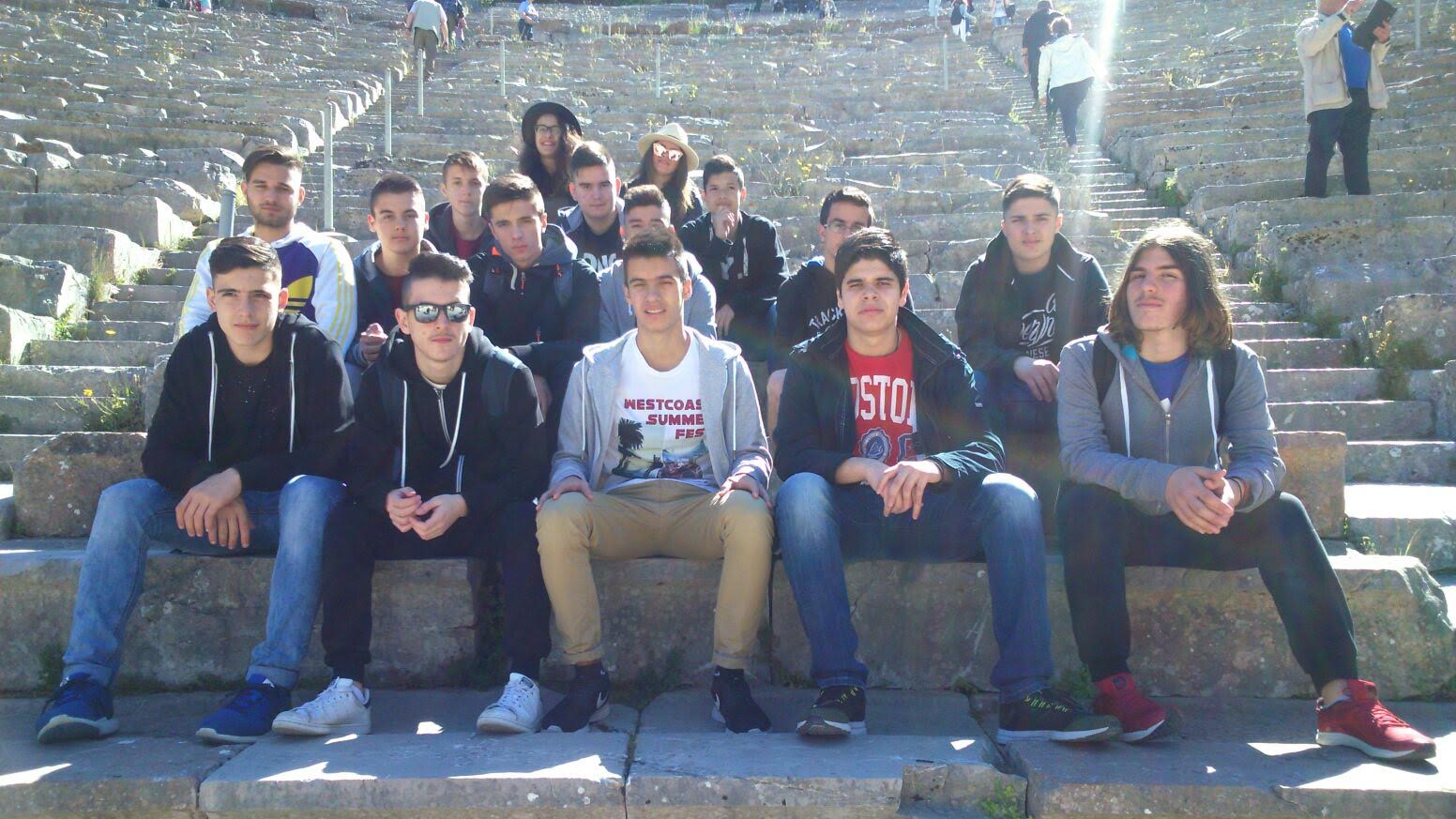 Εκπαιδευτική επίσκεψη 5ου Λυκείου Λάρισας στο Ναύπλιο - larissanet.gr