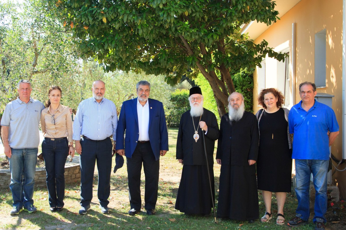Στην Αμερικανική Γεωργική Σχολή ο Αρχιεπίσκοπος Αλβανίας Αναστάσιος ...