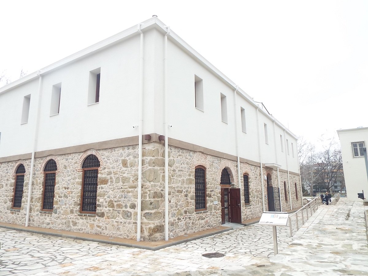Παρουσιάζονται τα «ΤΡΙΚΑΛΙΝΑ» και τα «ΘΕΣΣΑΛΙΚΑ ΜΕΛΕΤΗΜΑΤΑ» - larissanet.gr