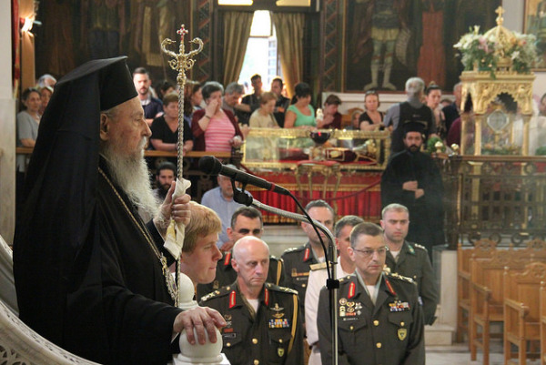 Ολοκληρώθηκε το προσκύνημα στο σκήνωμα της Αγίας Ελένης - larissanet.gr