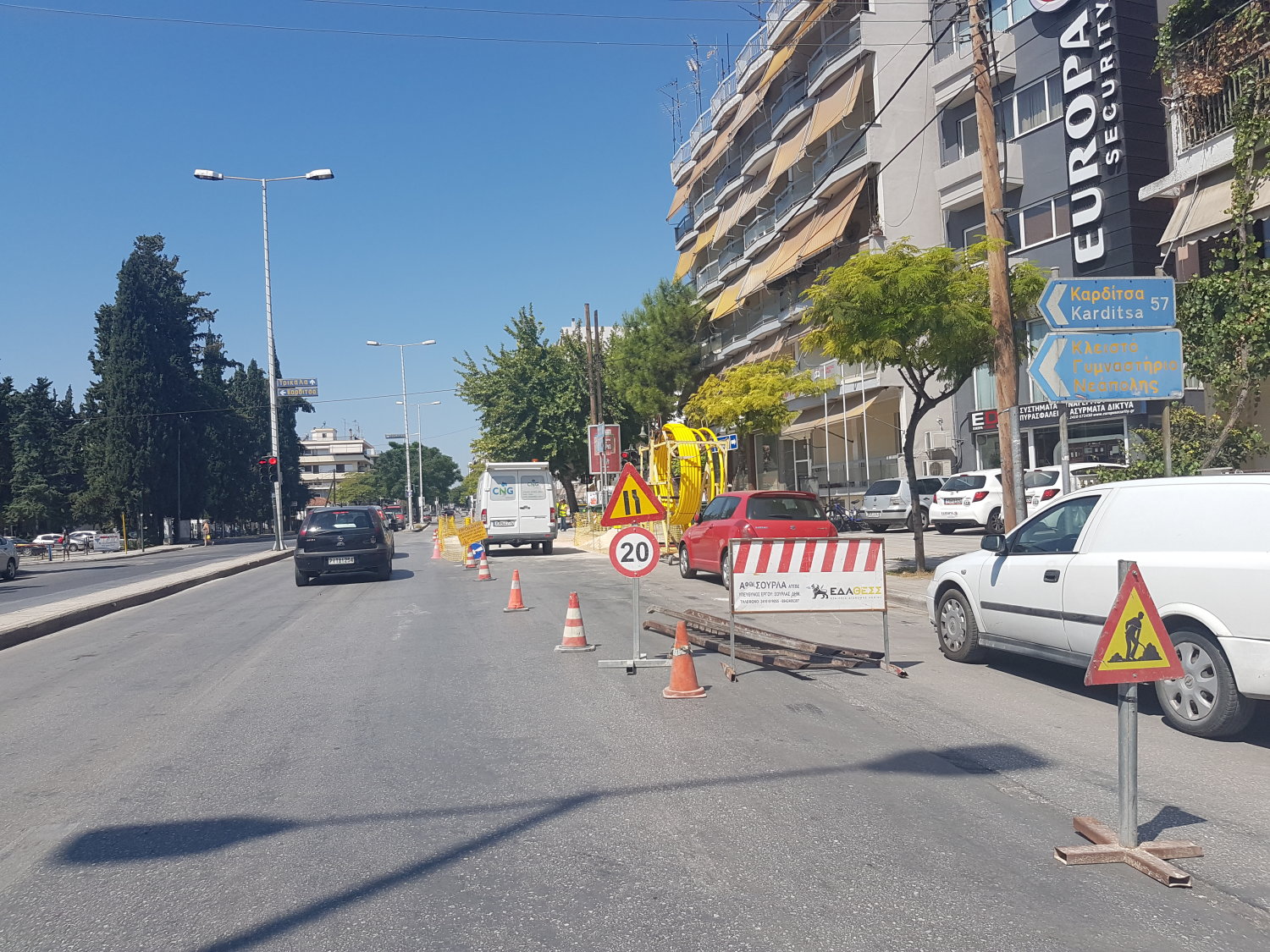 Έργα στην Ηρώων Πολυτεχνείου - larissanet.gr