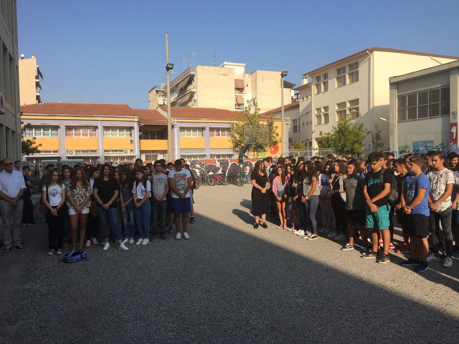 Αγιασμός στα σχολεία της Λάρισας (ΦΩΤΟ) - larissanet.gr