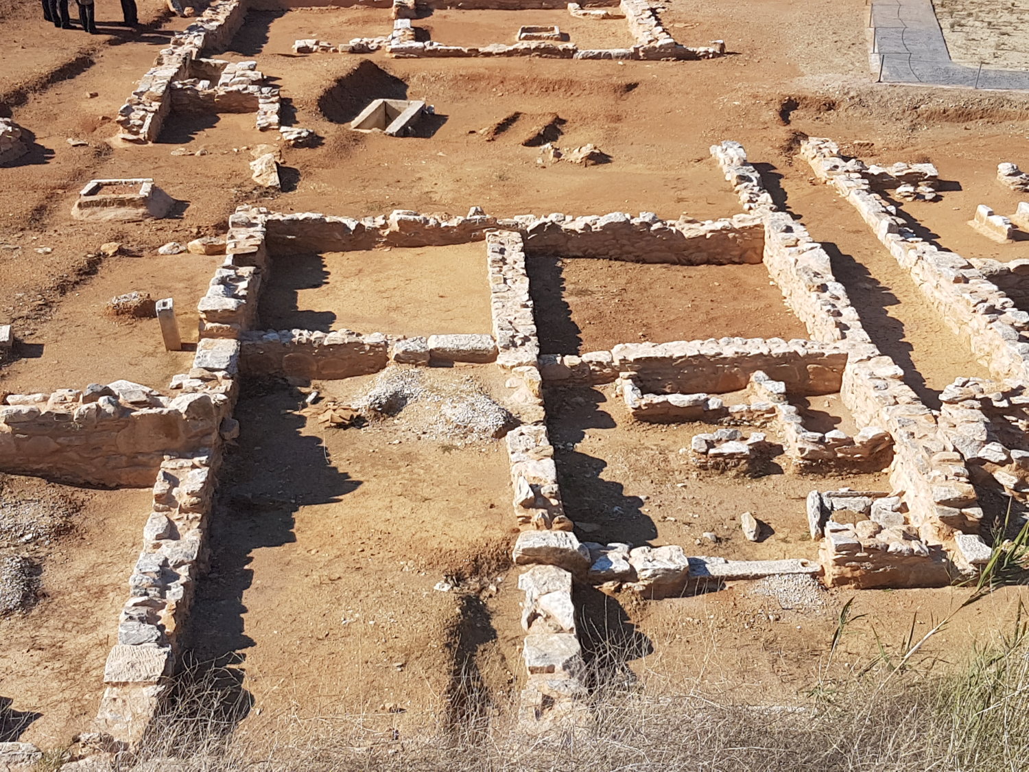 Εντυπωσιακές εικόνες από τον αρχαιολογικό χώρο στα Τέμπη - larissanet.gr