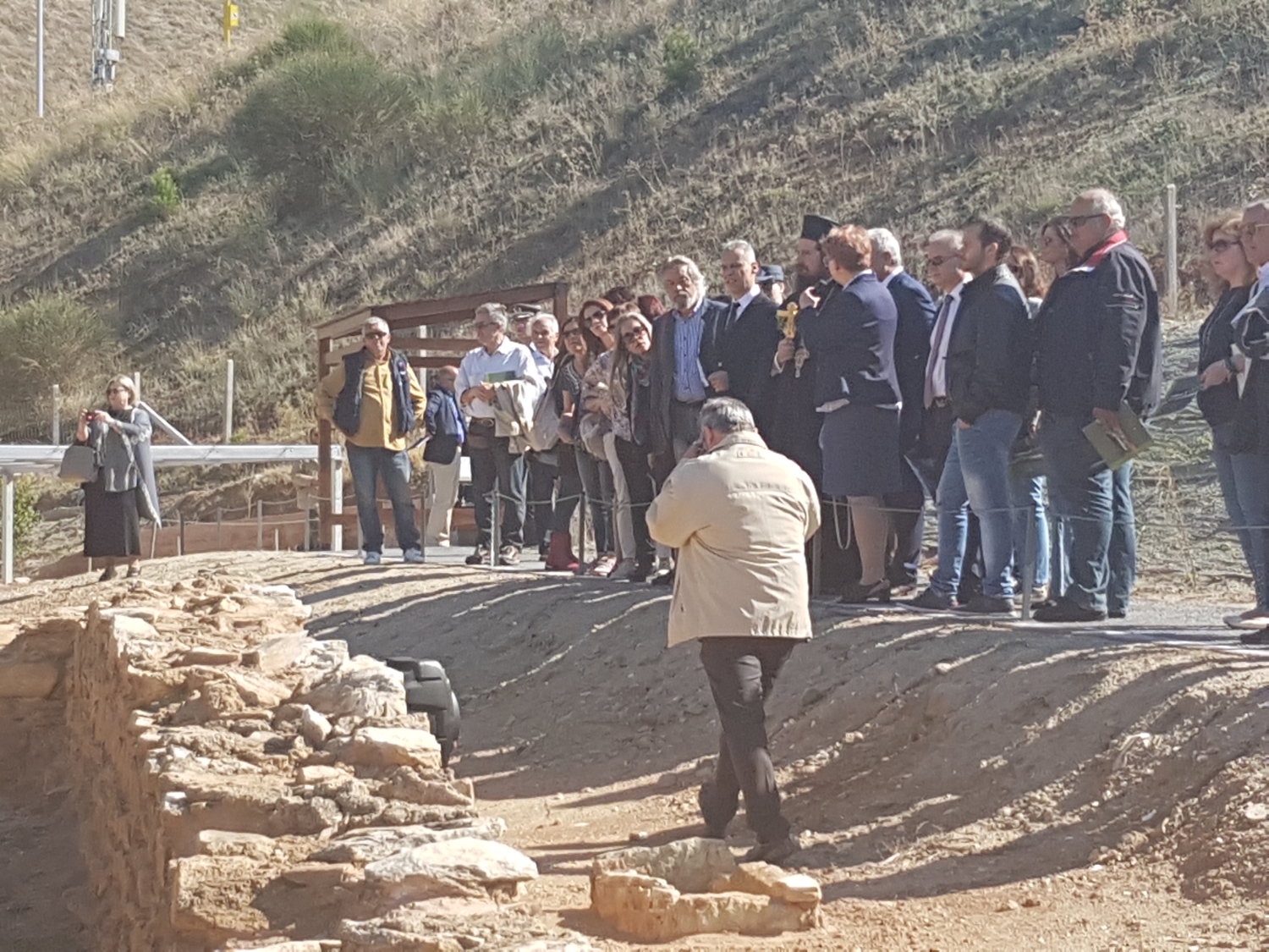 Τέμπη: Σημαντικός αρχαιολογικός χώρος δίπλα στον αυτοκινητόδρομο ...