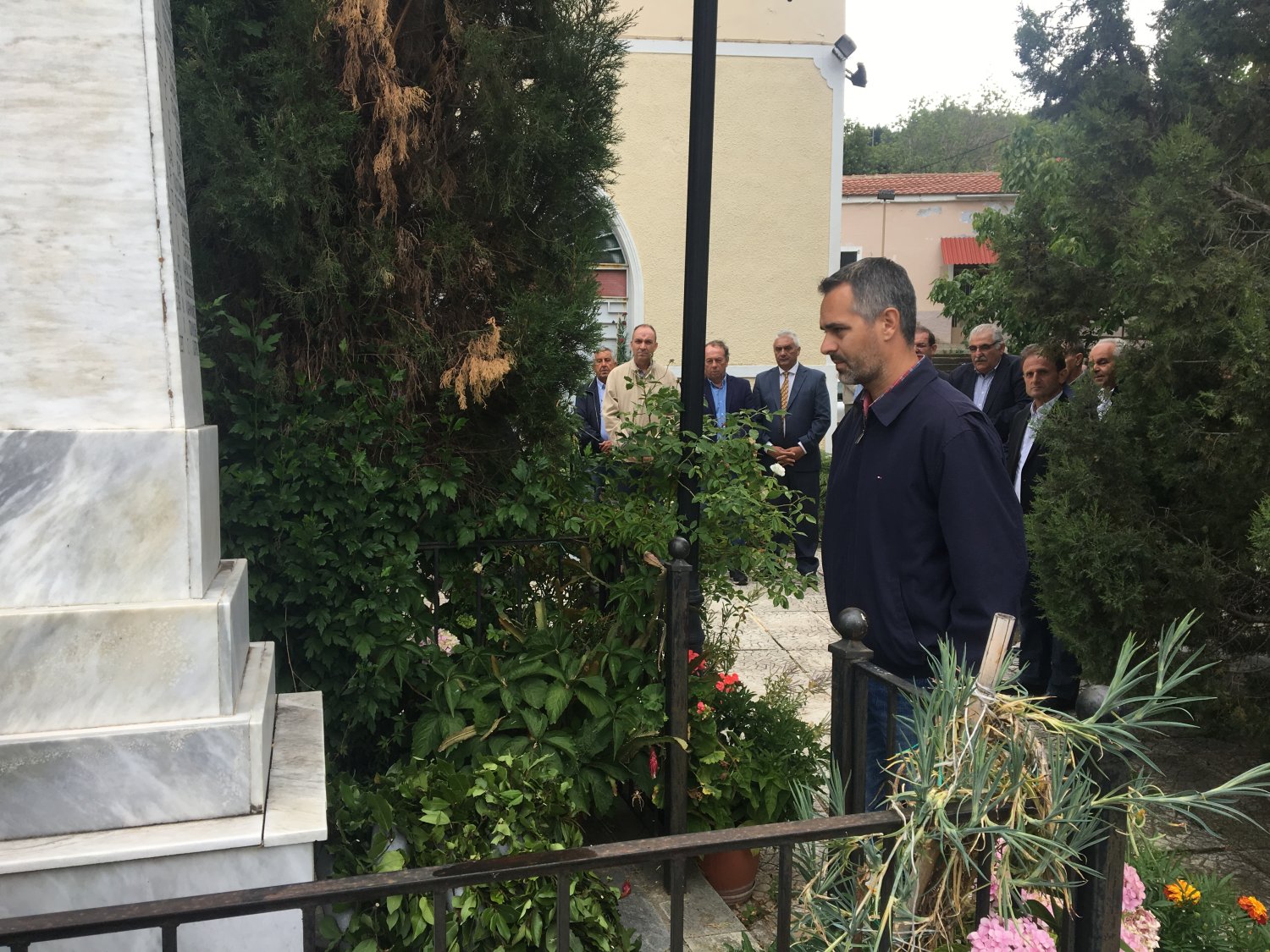 Μνημόσυνο για τους πεσόντες ήρωες στη Σπηλιά Δ. Τεμπών (φωτ ...
