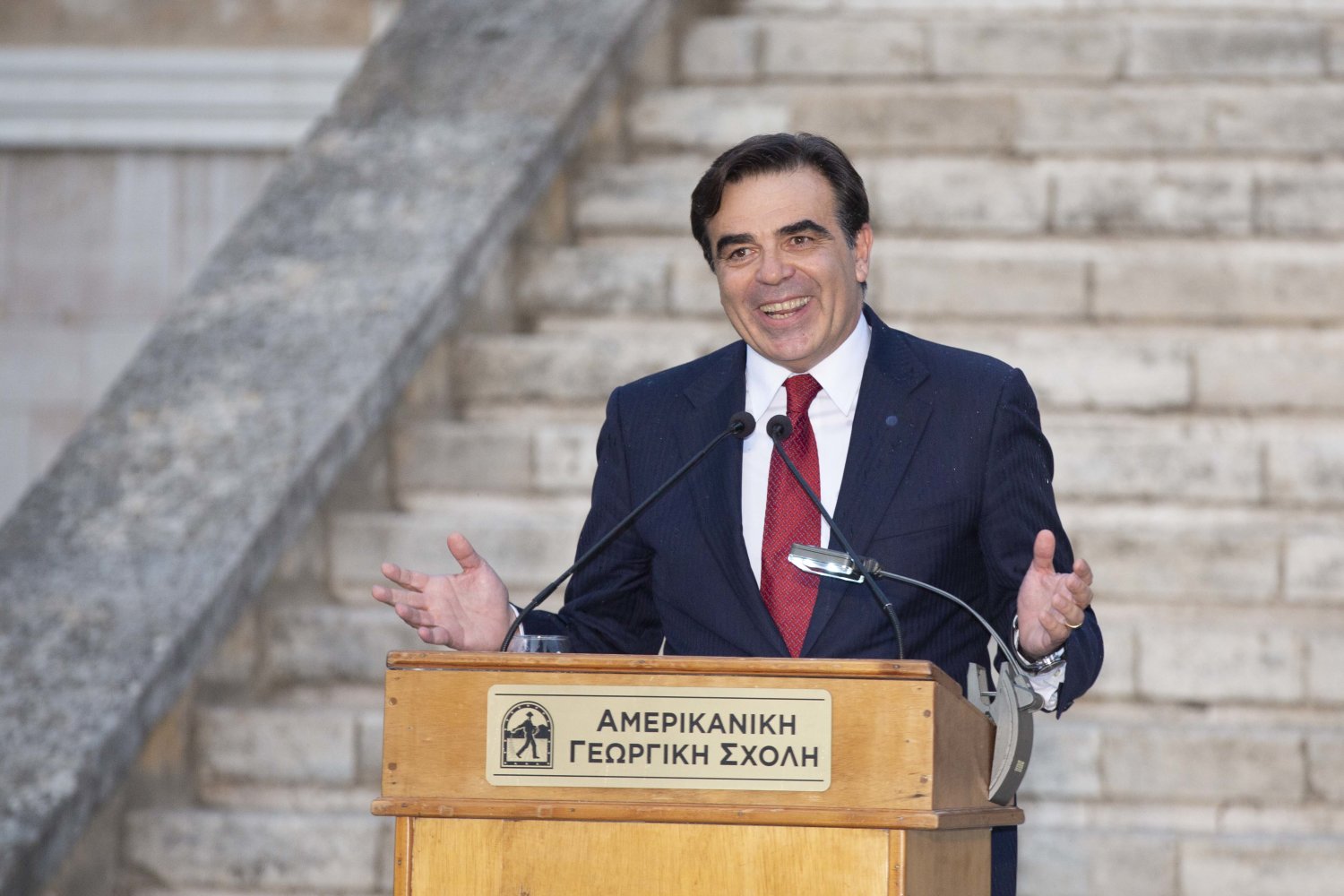 Αποφοίτηση των μαθητών Γενικού και Επαγγελματικού Λυκείου της ...