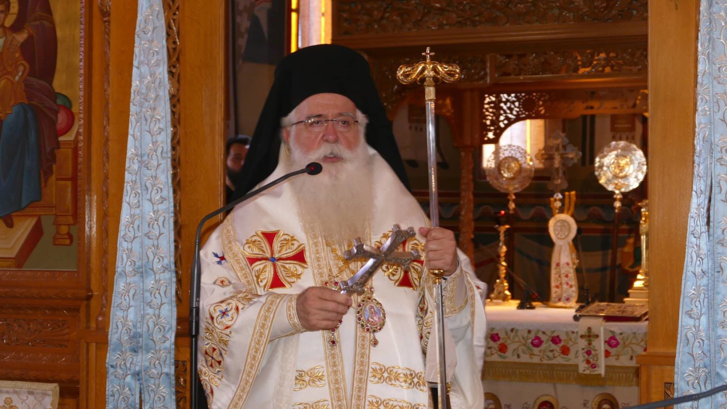 Πρώτη Θεία Λειτουργία για τον Τοποτηρητή Ιγνάτιο (φωτ. + βίντεο ...