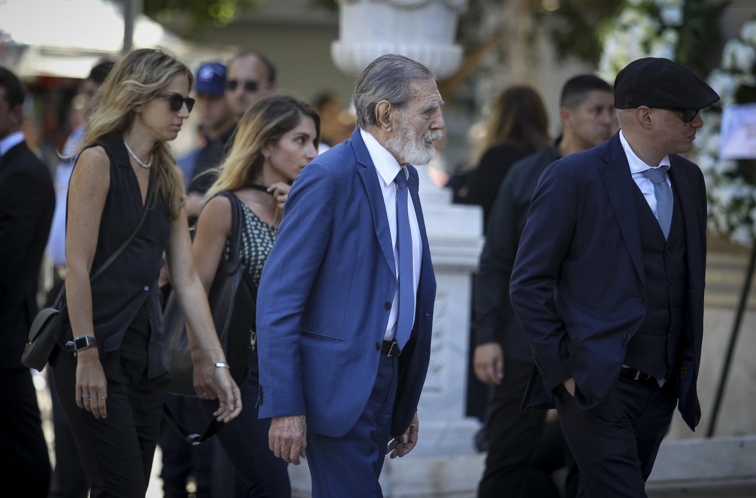Το τελευταίο «αντίο» στον Σωκράτη Κόκκαλη, τον νεότερο (φωτ ...