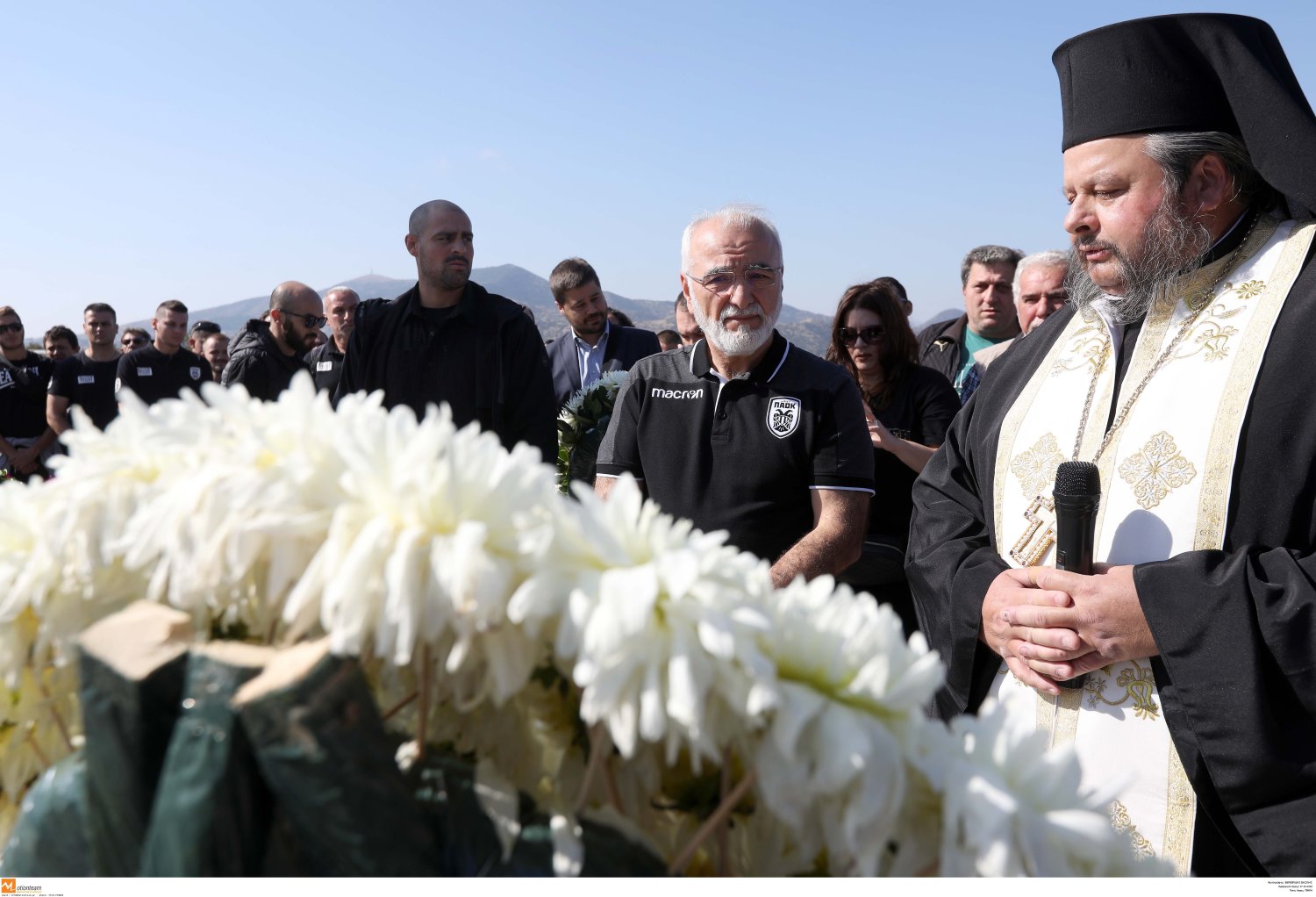 Μνημόσυνο για τους αδικοχαμένους φιλάθλους του ΠΑΟΚ στα Τέμπη (φωτ ...