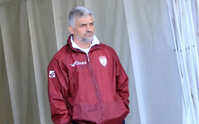 Ο Τσιώλης στον πάγκο της Παναχαϊκής - larissanet.gr