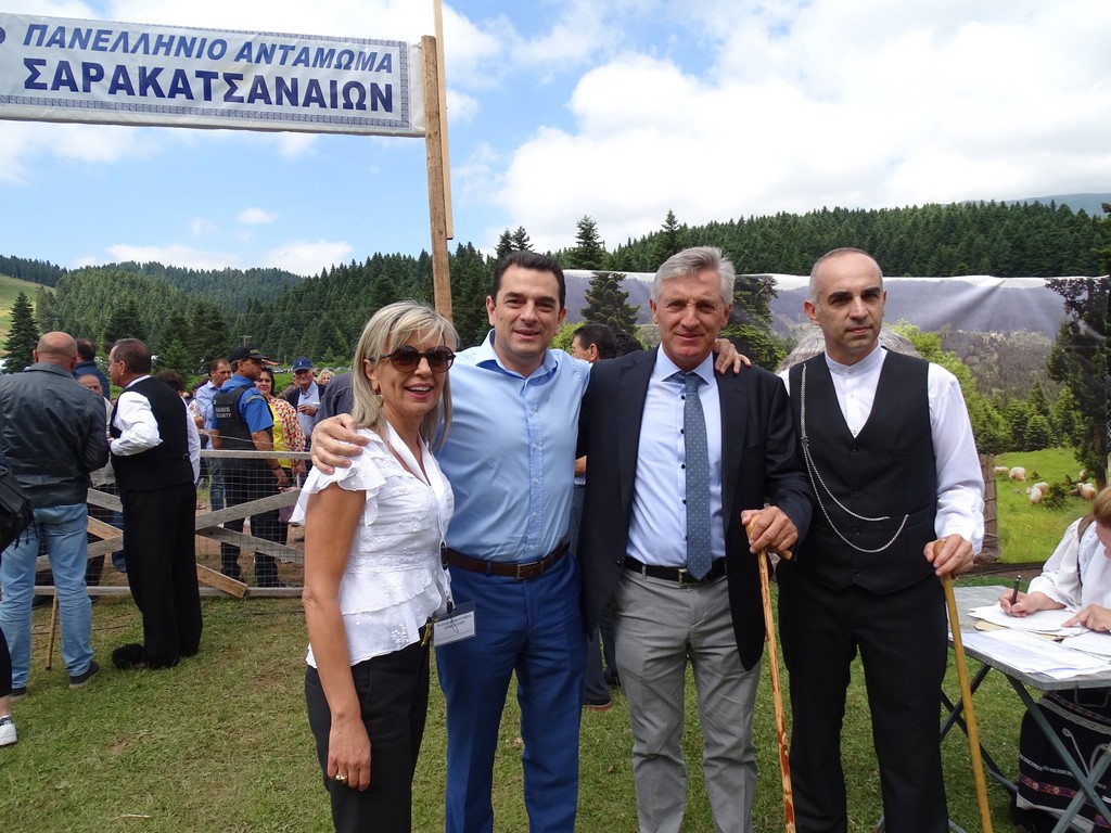 Στο 39ο Αντάμωμα των Σαρακατσαναίων ο Κ. Σκρέκας - larissanet.gr