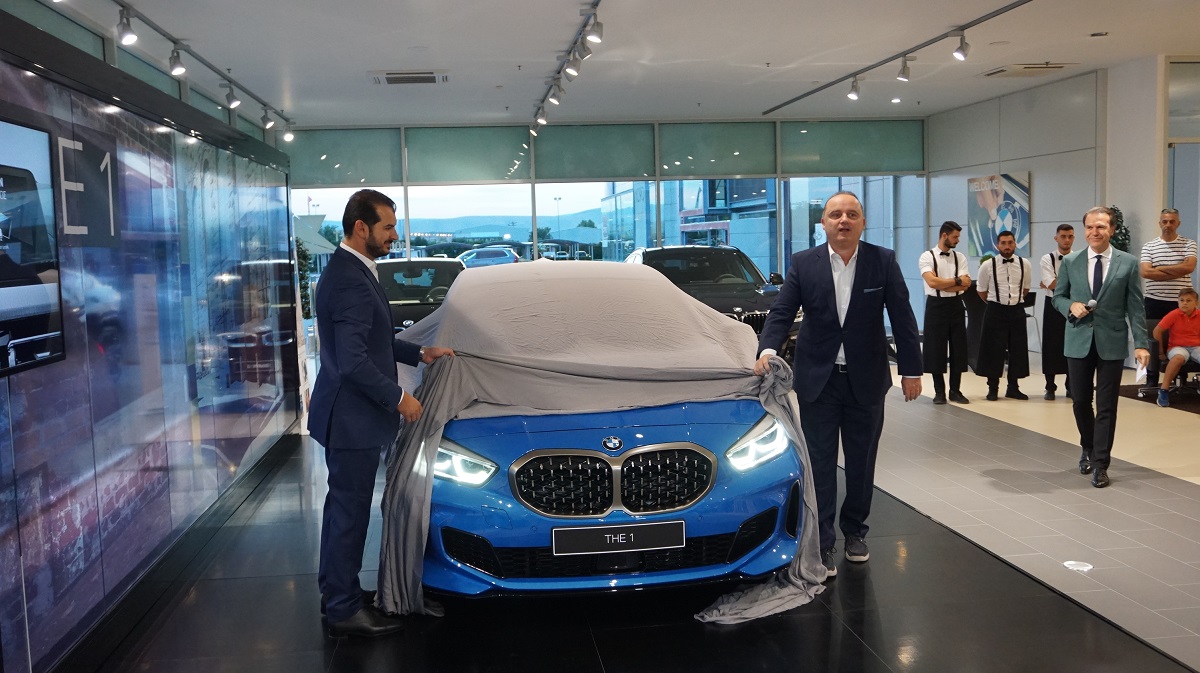 Παγκόσμια παρουσίαση της νέας BMW σειρά 1 στην ΠΑΠΑΔΟΠΟΥΛΟΣ ΑΕ (φωτ ...