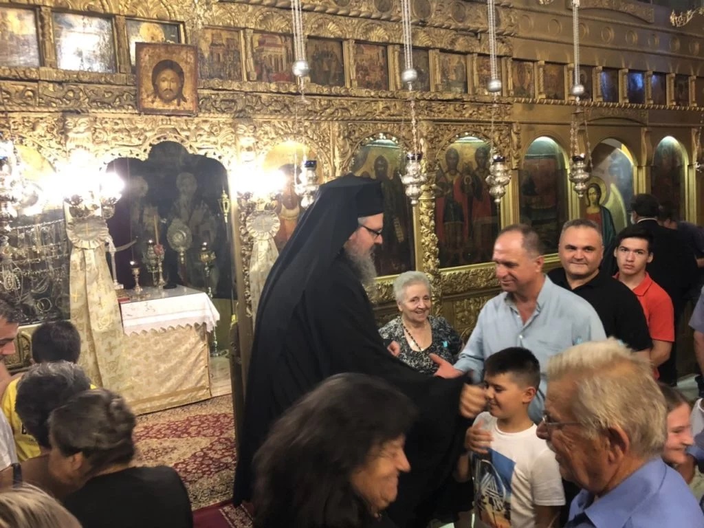 Στον Ιερό Ναό του Γενεθλίου της Θεοτόκου Αιγάνης ο Λαρίσης Ιερώνυμος ...
