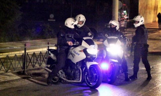Θεσσαλονίκη: Συνελήφθη 20χρονος οδηγός μοτοσικλέτας που παραβίασε 10 ...