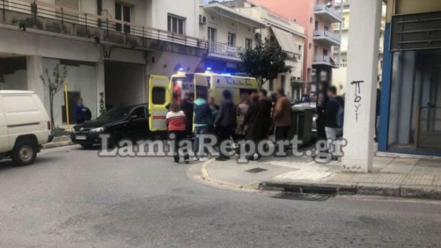 Λαμία: Αυτοκίνητο παρέσυρε μαθητή στο κέντρο της πόλης - larissanet.gr