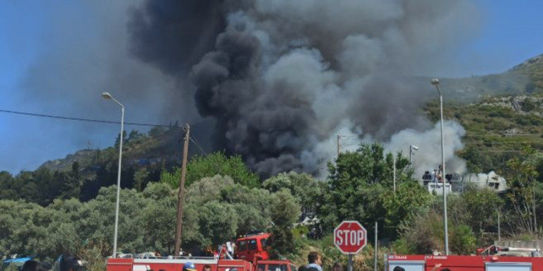 Σάμος: 23 συλλήψεις συνολικά για τα επεισόδια και τις φωτιές στο ΚΥΤ ...