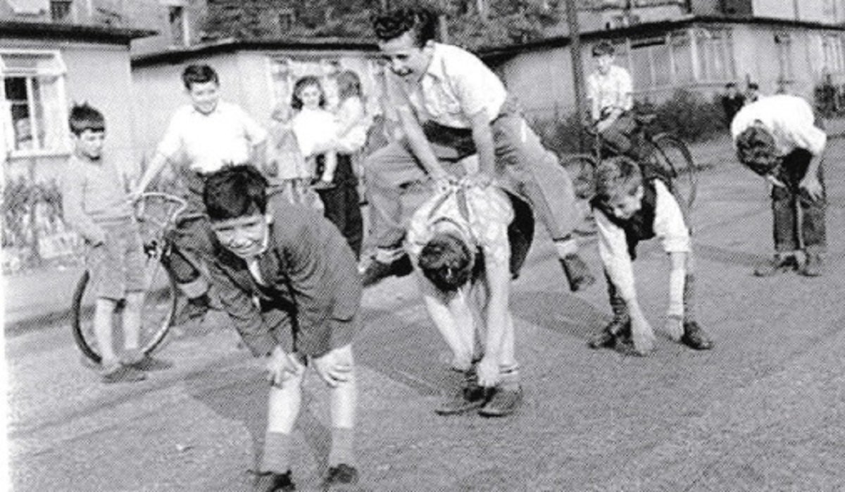 Ταξίδι στα παραδοσιακά παιδικά παιχνίδια - larissanet.gr