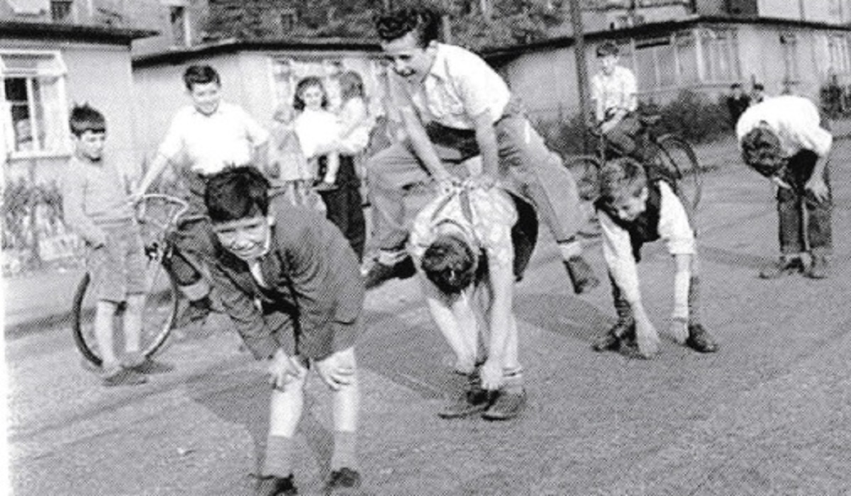 Ταξίδι στα παραδοσιακά παιδικά παιχνίδια - larissanet.gr