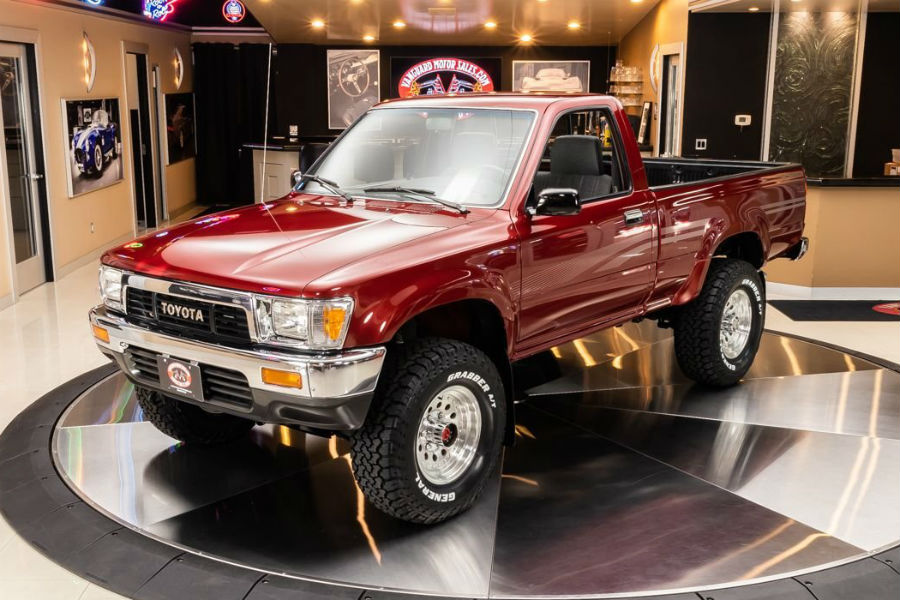 Βιτρίνα Toyota Hilux του ’93 ακριβότερο από καινούργιο - larissanet.gr