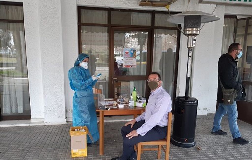 Αρνητικά όλα τα rapid test που έγιναν σήμερα στον Αμπελώνα - larissanet.gr