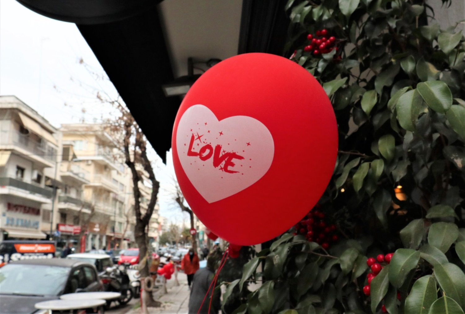 Τα περίεργα του Αγίου Βαλεντίνου ανά τον κόσμο - larissanet.gr