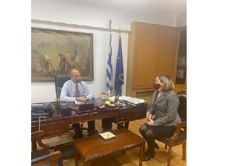 Στον υφ. Αγροτικής Ανάπτυξης η διευθύντρια του ΓΟΕΒ Θεσσαλίας ...