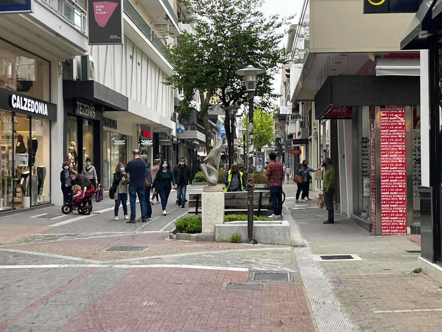Λάρισα: "Χαλαρές" στιγμές στο κέντρο της πόλης (φωτ.) - larissanet.gr