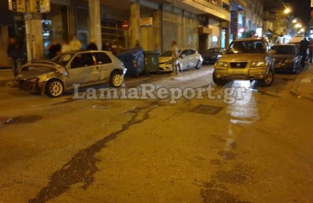 Λαμία: Χαμός με τετραπλή καραμπόλα στο κέντρο της πόλης - Δείτε εικόνες ...