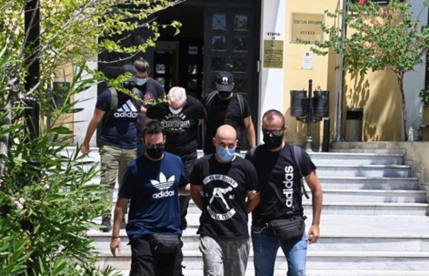 Φρίκη στην Ηλιούπολη: Με 14 κατηγορίες βαρύνονται ο αστυνομικός και ο ...