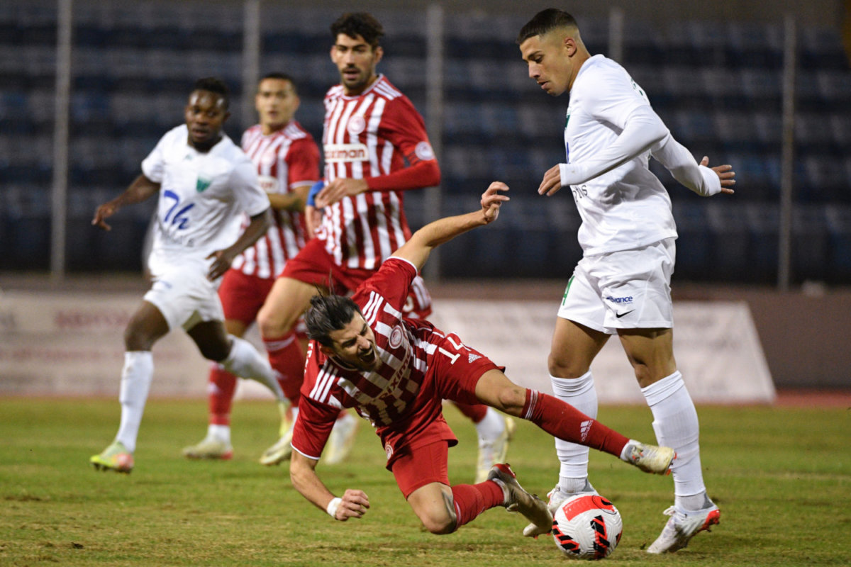 Ο Λεβαδειακός έκανε την έκπληξη, 3-2 κέρδισε τον Ολυμπιακό - larissanet.gr