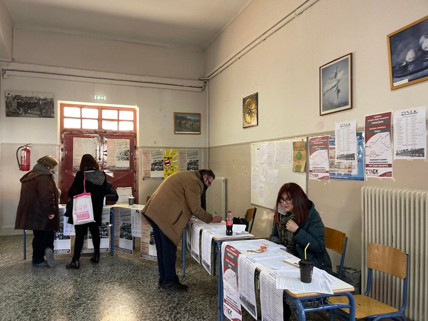 ΕΛΜΕ Λάρισας: Πρώτη δύναμη η ΔΑΚΕ - larissanet.gr