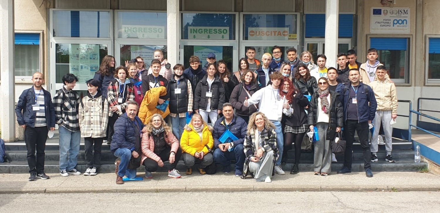 Erasmus+: Στην Ιταλία το 3ο Γυμνάσιο Λάρισας - larissanet.gr