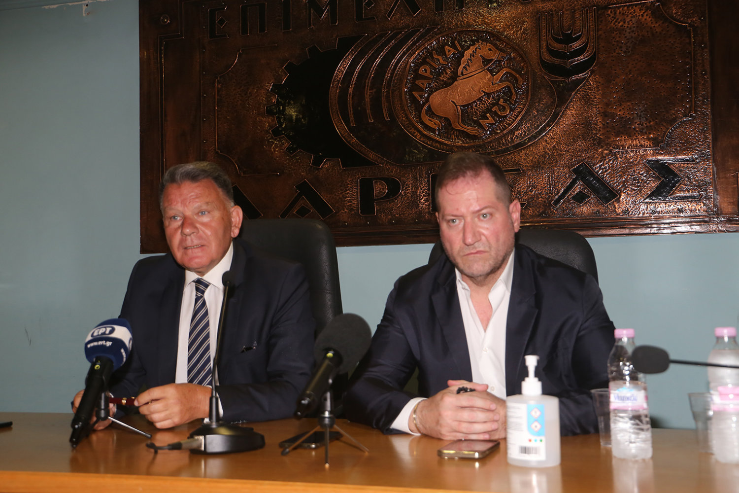 ΠΑΕ ΑΕΛ: "Πέφτουν" οι υπογραφές στη μεταβίβαση των μετοχών - larissanet.gr