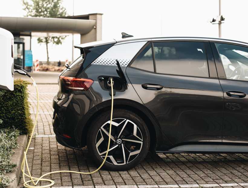 Στροφή προς τα υβριδικά αυτοκίνητα κάνουν οι Έλληνες οδηγοί - larissanet.gr