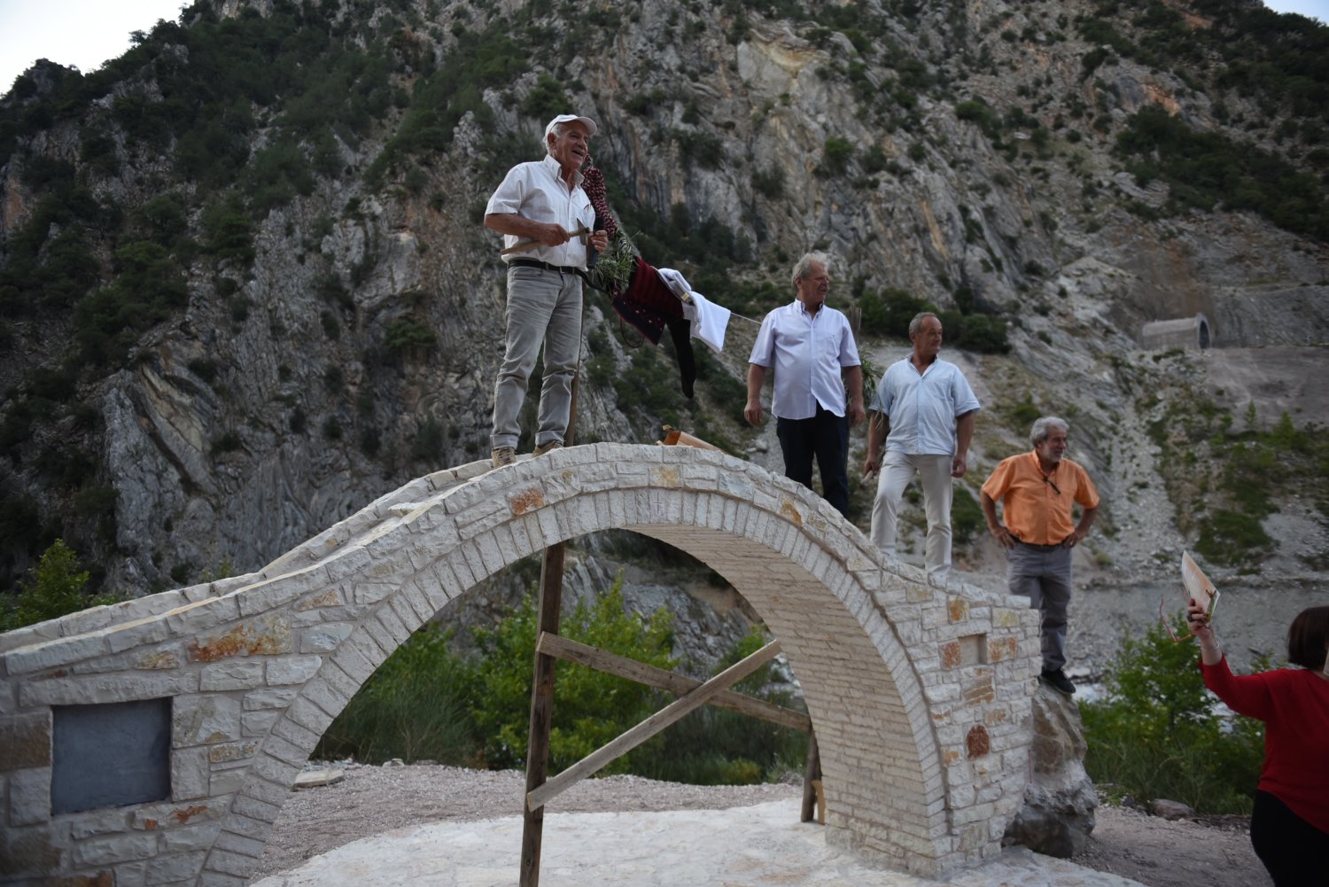 Μαργαρίτης Σχοινάς και Χρήστος Στυλιανίδης από την Κοιλάδα Αχελώου ...