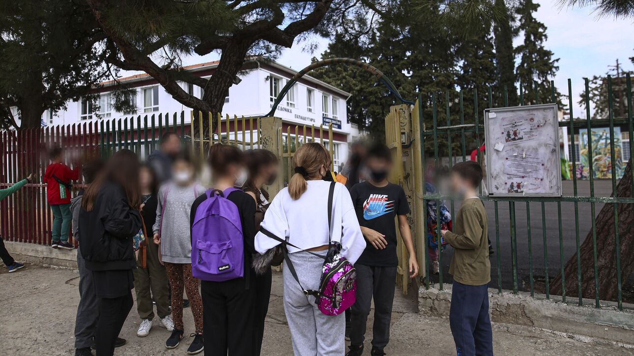 Παιδεία: Τρεις νέοι θεσμοί για το νέο σχολικό έτος - Οι Μέντορες, οι ...