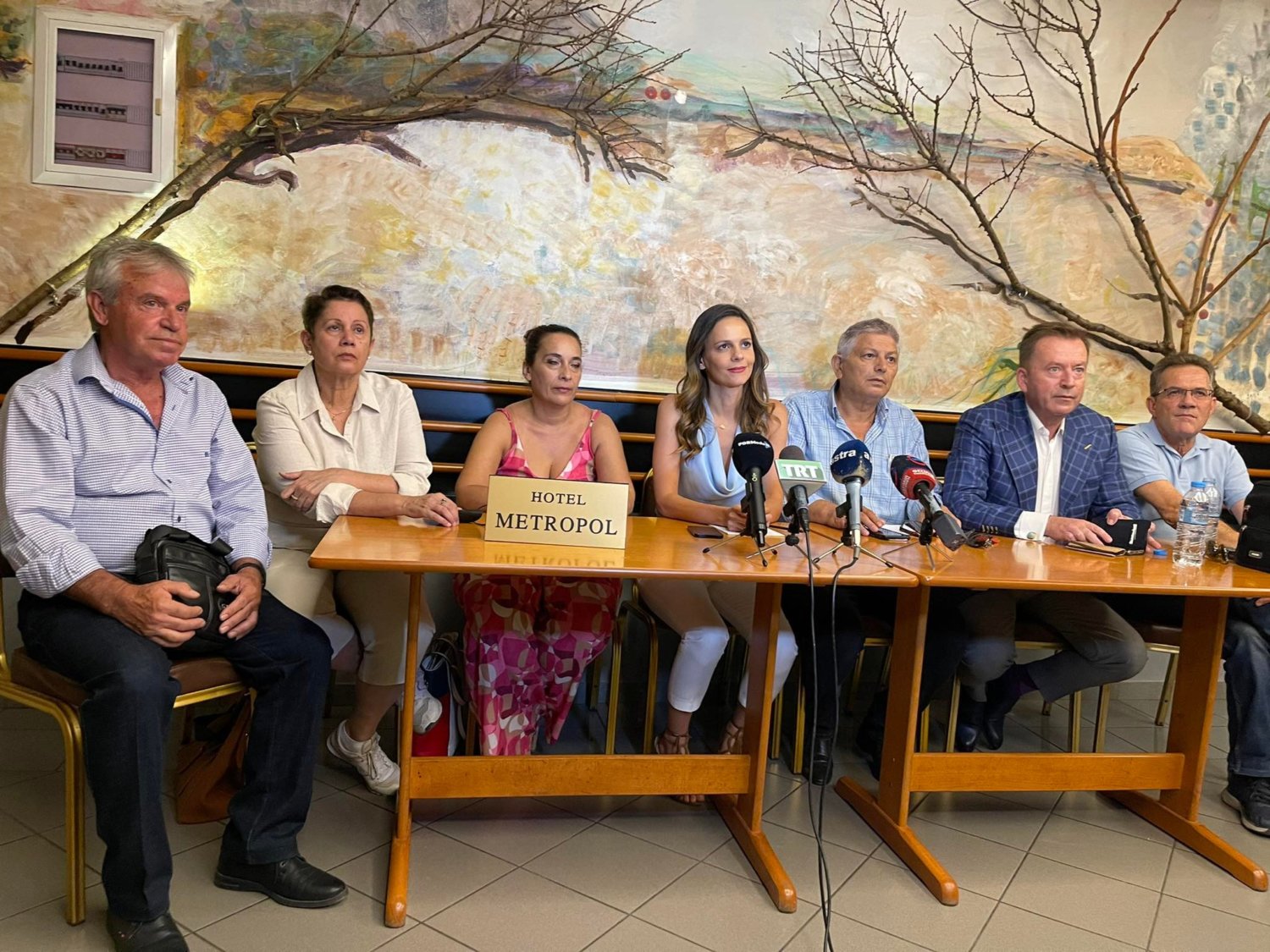 Αχτσιόγλου από Λάρισα: «Δημοκρατία και ακρίβεια, δύο σημαντικά ζητήματα ...