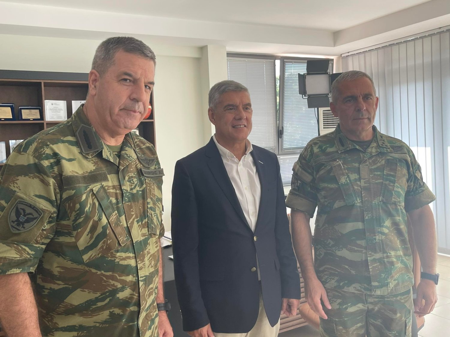 Στον Περιφερειάρχη Θεσσαλίας ο Αρχηγός ΓΕΣ: Επί τάπητος συνέργειες και ...