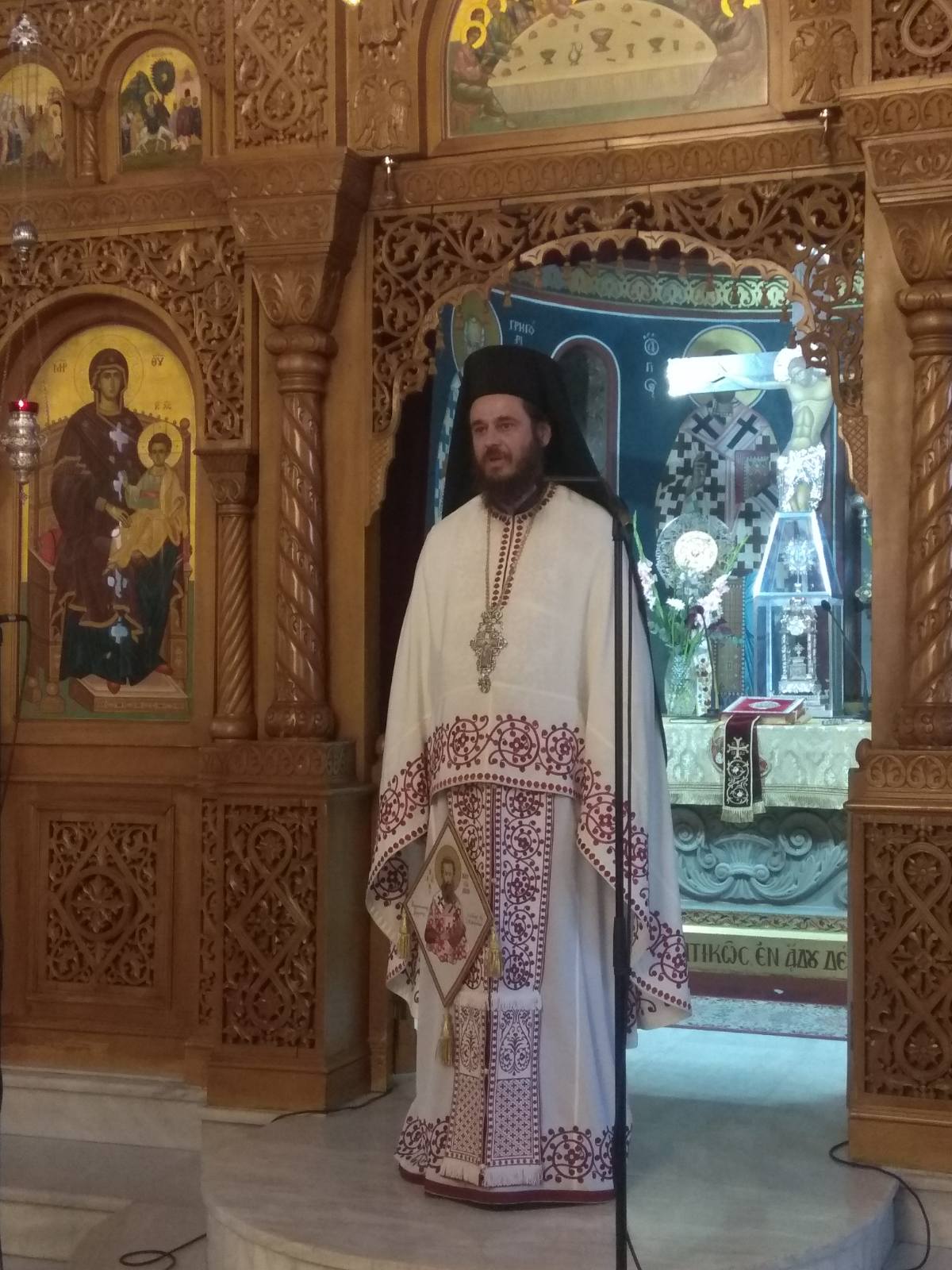 Ν. Ευαγγέλου: Η Ελασσόνα τιμά τη μνήμη του Αγίου της Βησσαρίωνος ...