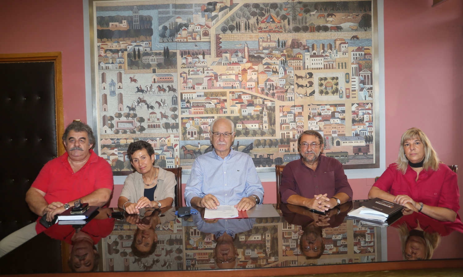 Ξεκινάει η μελέτη αναστύλωσης του κτιρίου Μουσσών - larissanet.gr