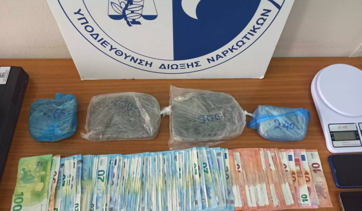Ναρκωτικά, χρήματα και 4 συλλήψεις σε Ζεφύρι, Μενίδι – Κατασχέθηκε και ...