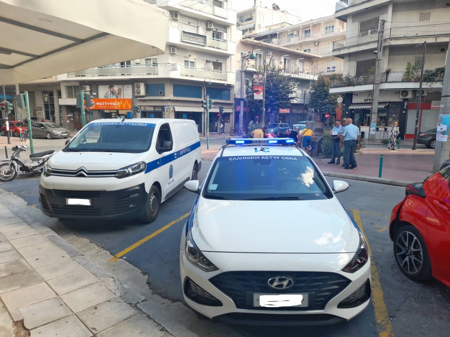 Λάρισα: Τροχαίο στο κέντρο της πόλης με τραυματισμό - larissanet.gr
