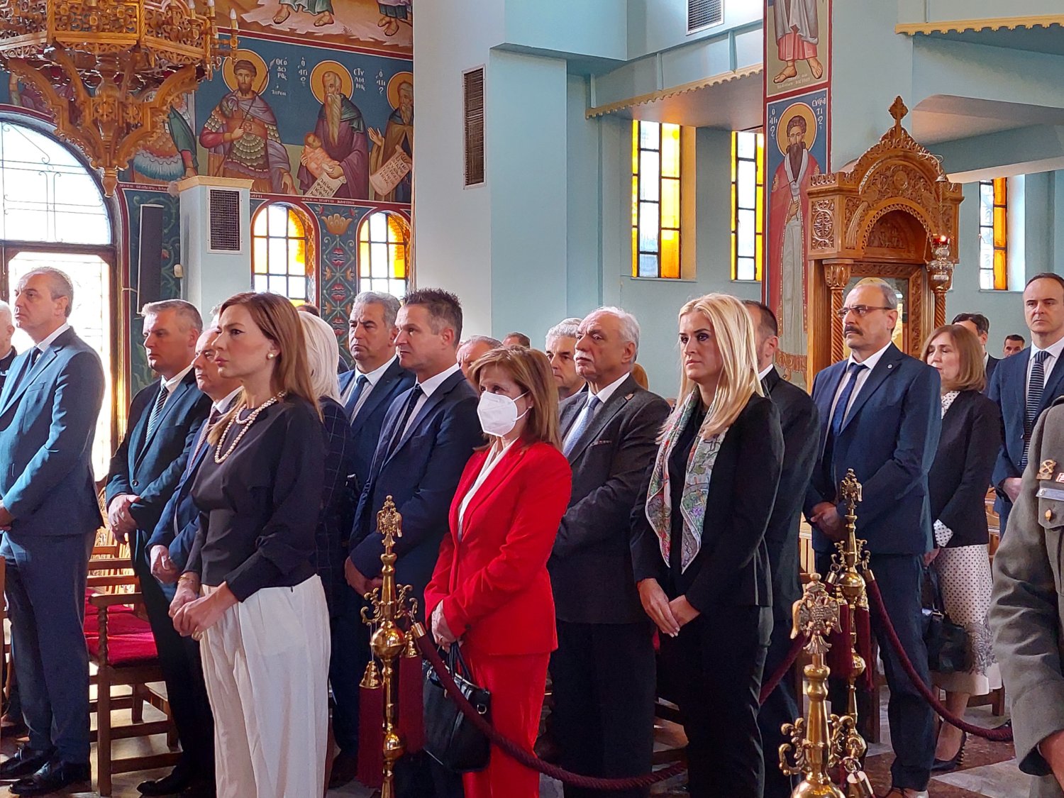 Λάρισα: Η Αστυνομία τίμησε τον προστάτη της - Εικόνες από τη Δοξολογία ...
