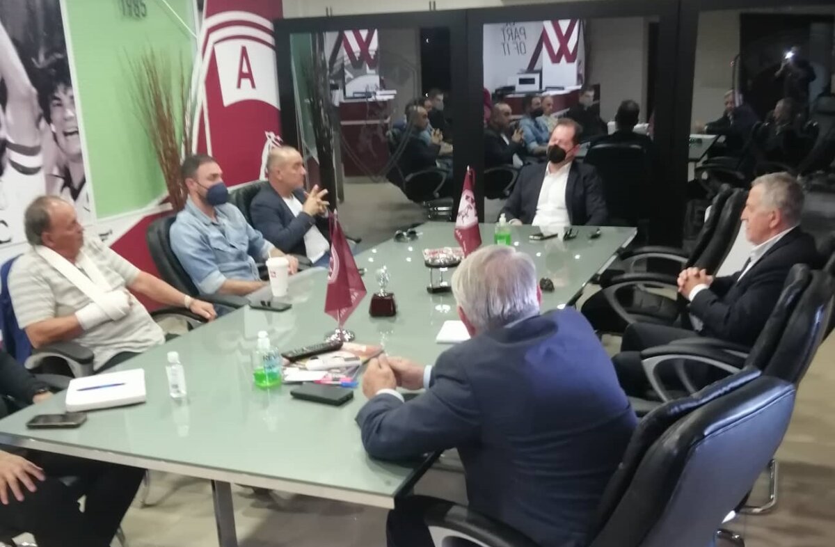 Νέα συνάντηση ΠΑΕ ΑΕΛ και Συλλόγου Παλαιμάχων - larissanet.gr