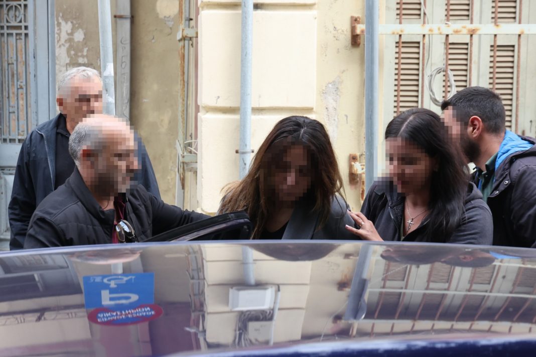 Επίθεση με καυστικό υγρό: "Ο εντολέας μου περίμενε ότι θα συναντούσε ...